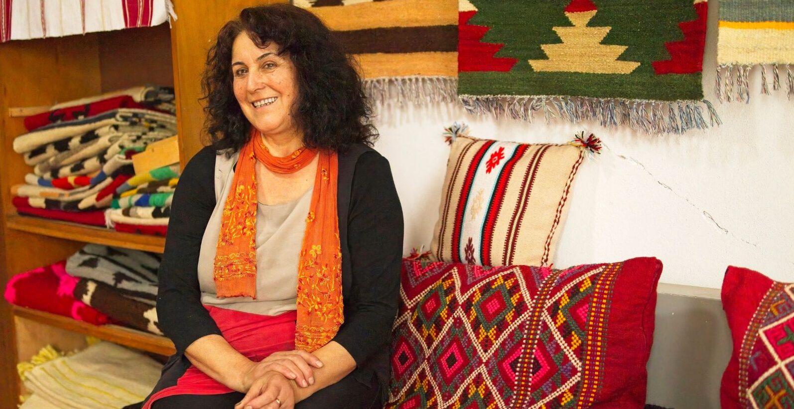 Inside a traditional Albanian rug workshop - Undiscovered Balkans